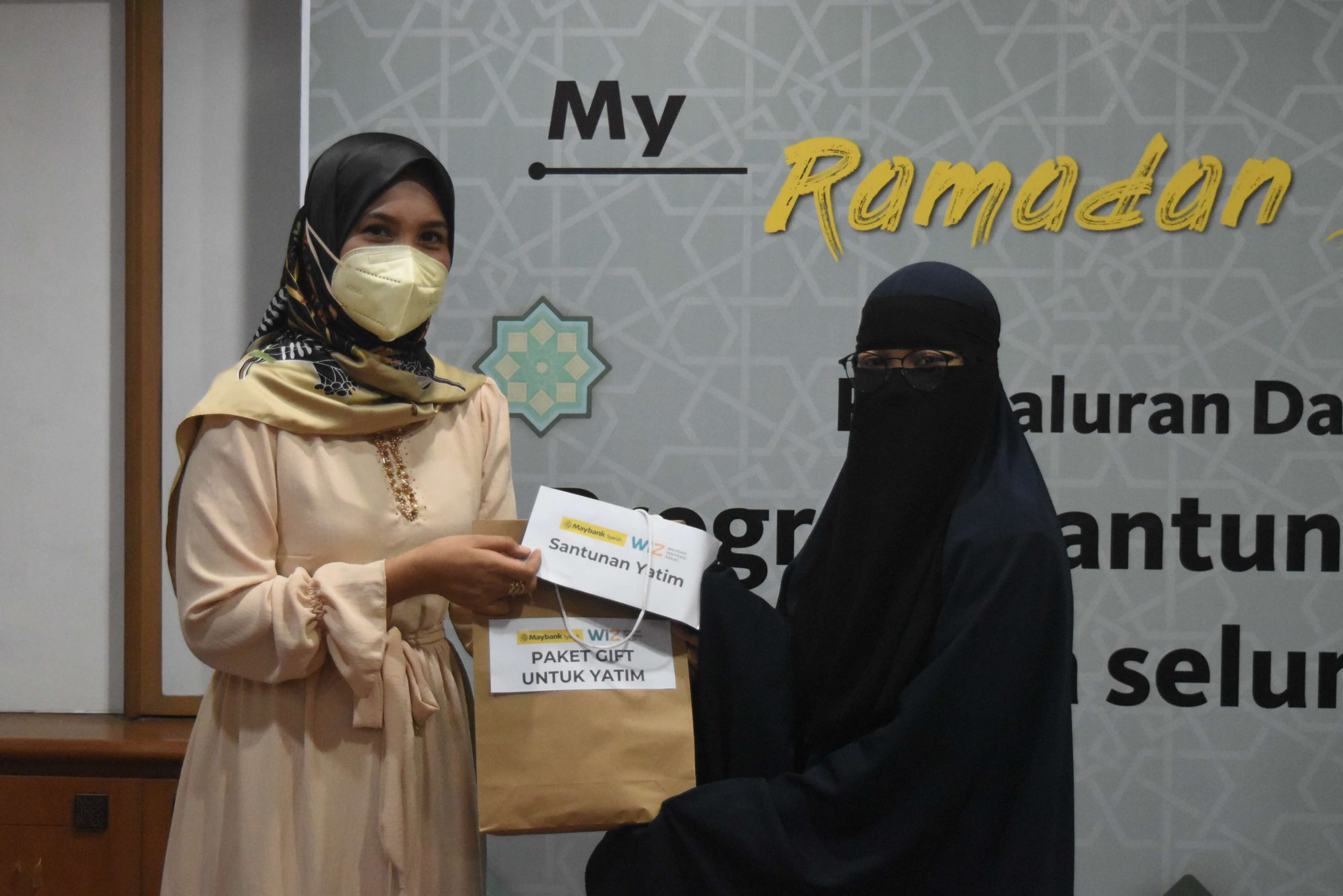 Maybank Indonesia Santuni Anak Yatim Mualaf Timor Timur Lewat WIZ ...