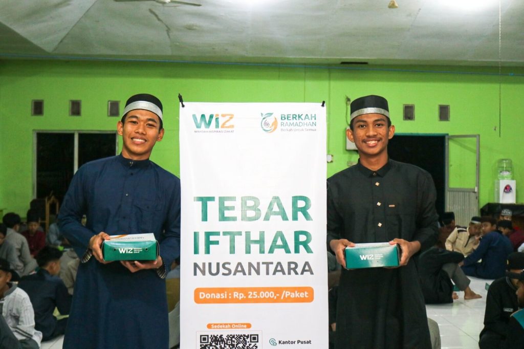 WIZ Sajikan Menu Buka Puasa 130 Paket Ke Pondok Penghafal Al-Qur’an Bilayya Gowa – WAHDAH ...