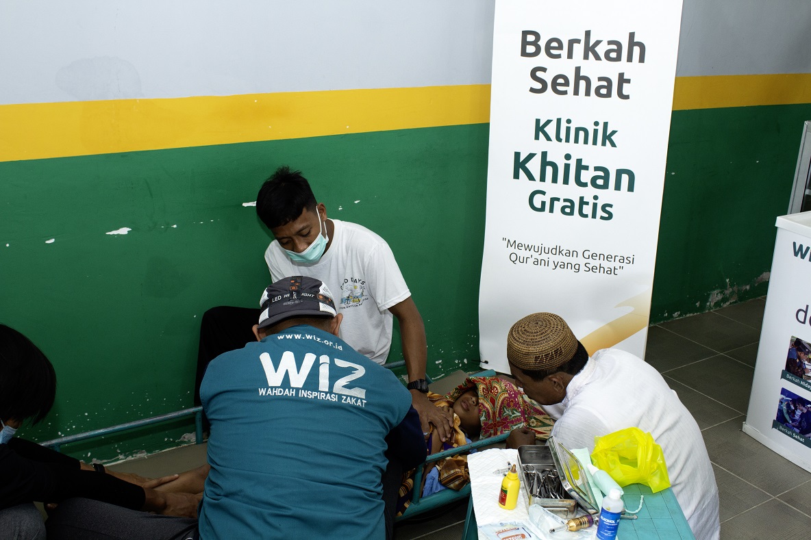 Klinik Khitan WIZ, Kembali Bantu Anak Dhuafa di Parigi Berkhitan ...