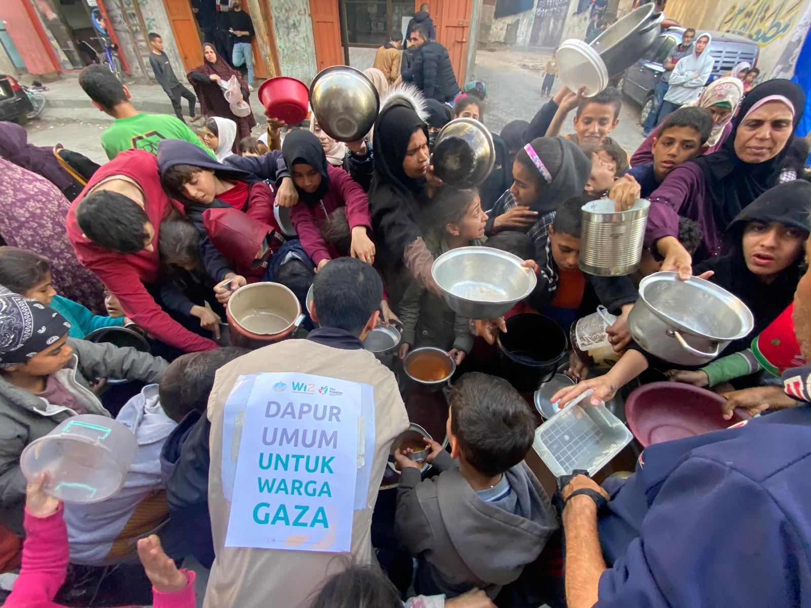 WIZ Buka Dapur Umum di Jalur Gaza untuk Bantu Penuhi Buka dan Sahur ...
