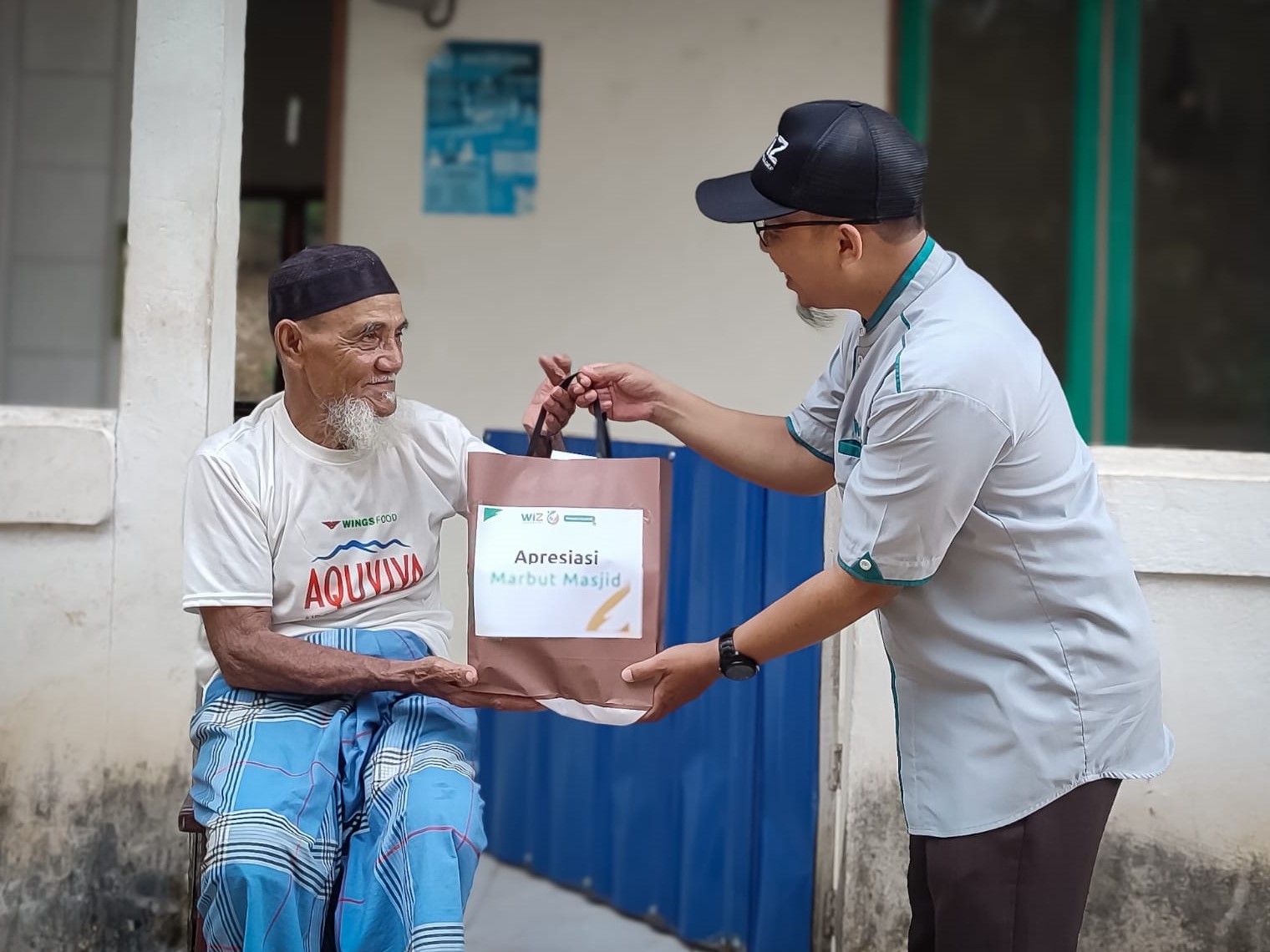 Apresiasi Penjaga Rumah Allah, LAZNAS WIZ Berikan Santunan Bahagia ...